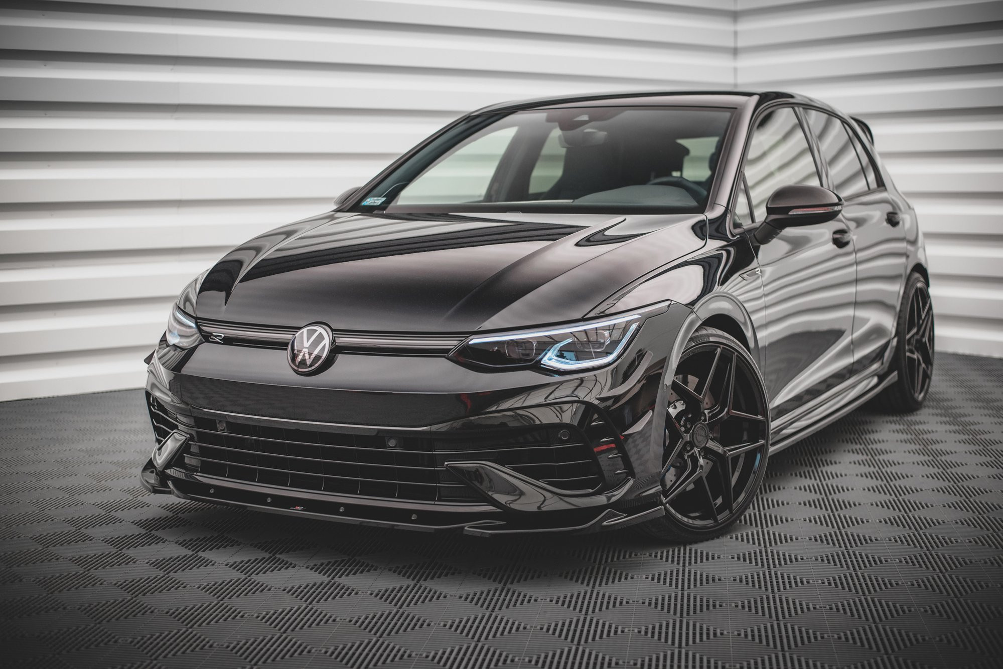 Przedni Splitter / dokładka (wer.4) - VW Golf R Mk8 - MAPET-TUNING