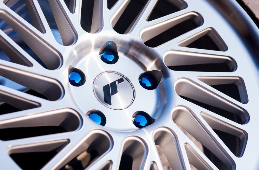 ŚRUBY JAPAN RACING do felg z wąskimi otworami M12x1,25 - BLUE ...